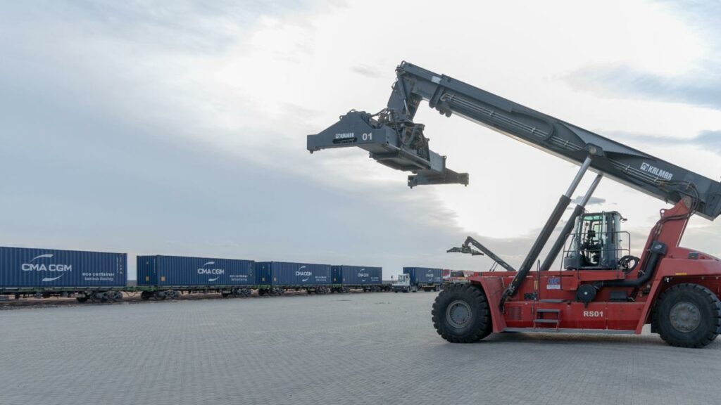 President Sisi inaugurates October Dry Port via videoconferencing - WAYA